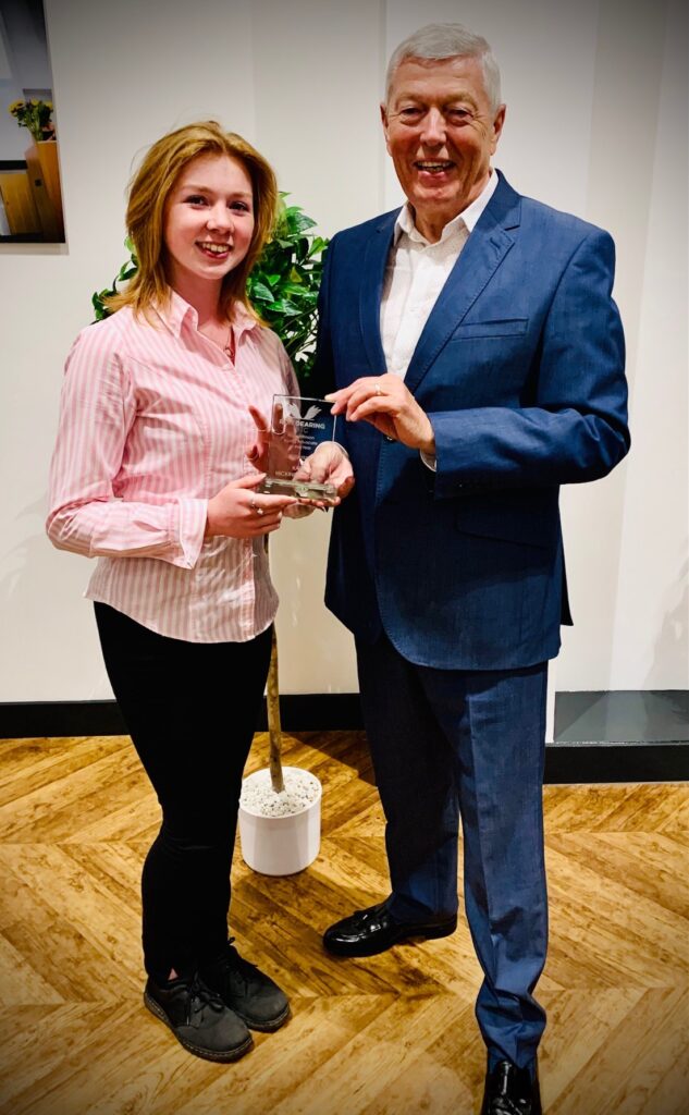 Student receives award for being a leading Ron Dearing UTC advocate ...