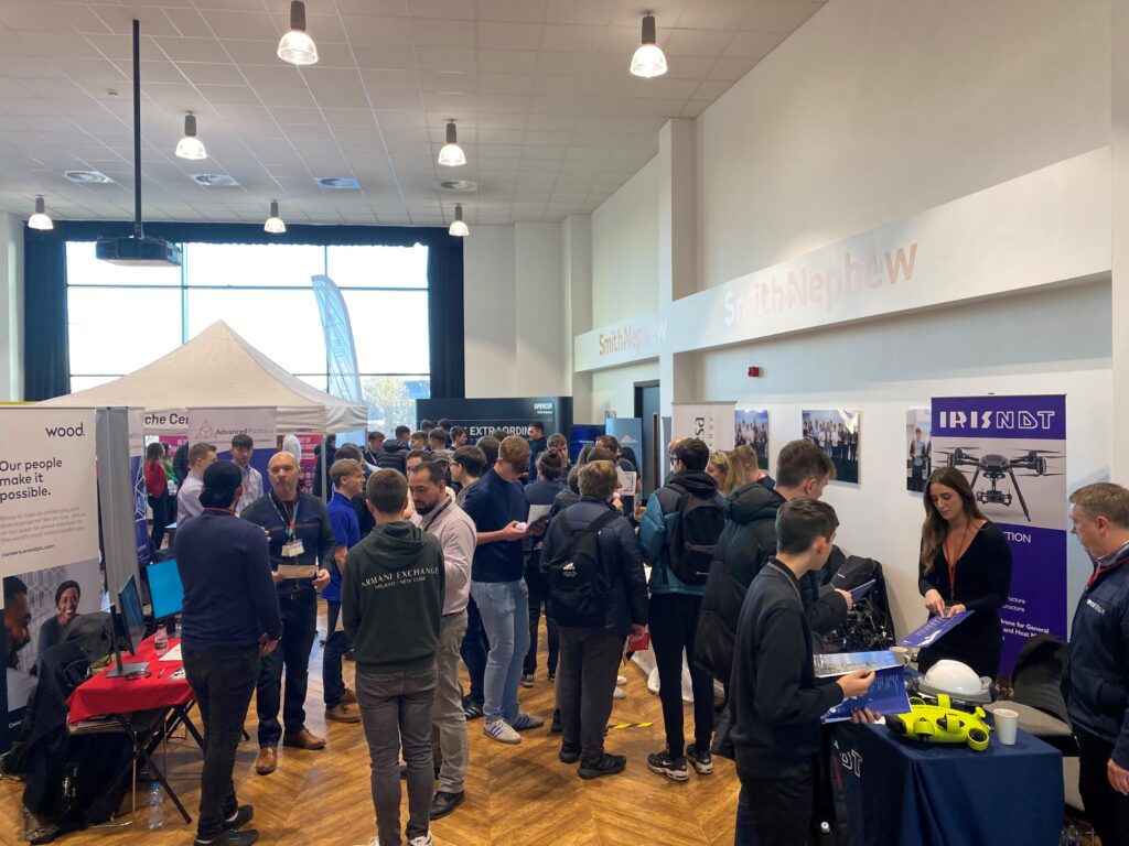 Recruitment Expo gives students insight into job opportunities – Ron ...