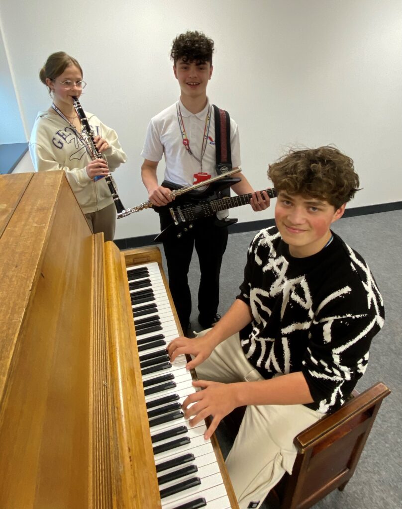 Creative UTC students add further strings to their bows – Ron Dearing UTC